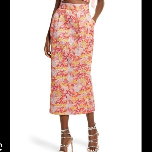 Lulus | Skirts | Lulus Ellarina Midi Floral Metallic Skirt Cocktail Bodycon Wedding Party Xs P ...